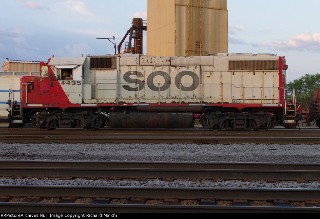 SOO 4435